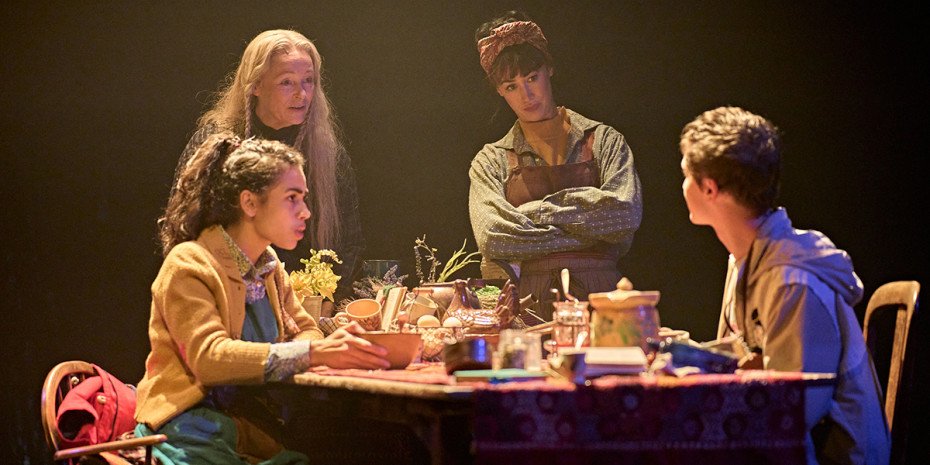 Tell Us In 10: Penny Layden | Official London Theatre